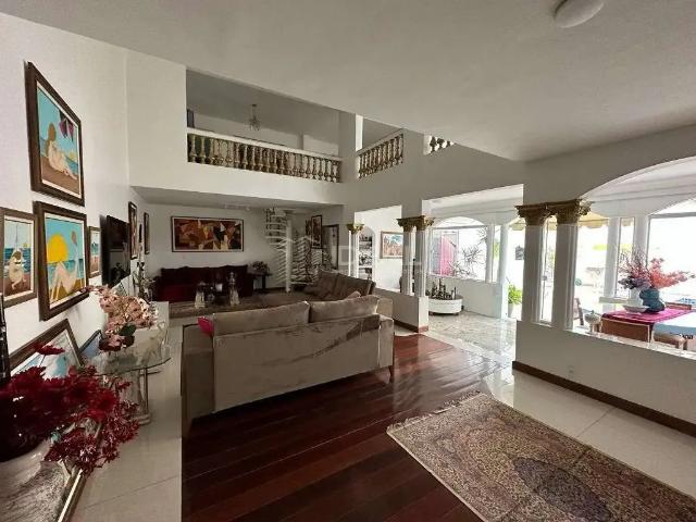 Casa / Sobrado para Venda em Campos dos Goytacazes/RJ Parque Flamboyant 5 Quartos
