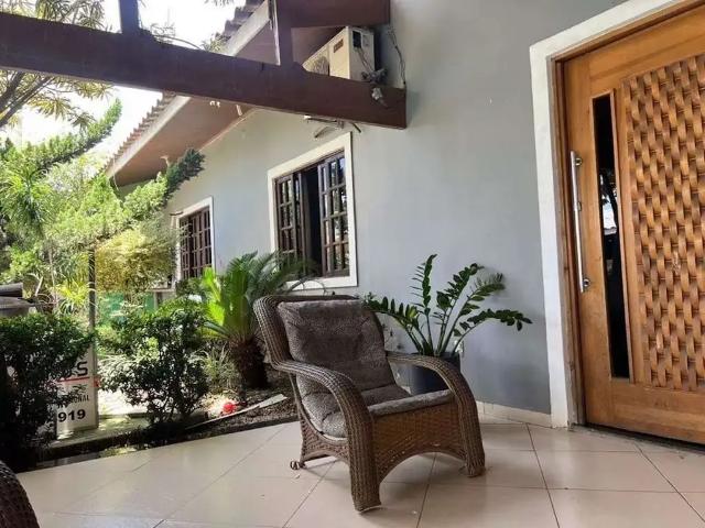 Casa / Sobrado para Venda em Campos dos Goytacazes/RJ Parque Jóquei Club 3 Quartos