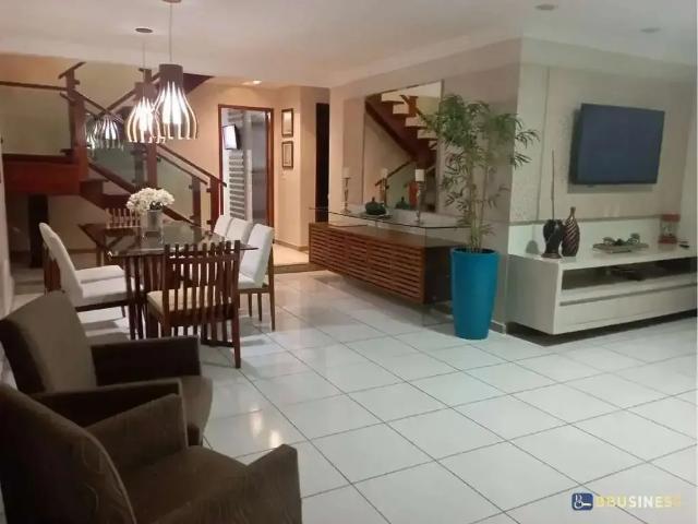 Casa / Sobrado para Venda em Campos dos Goytacazes/RJ Parque Jóquei Club 3 Quartos