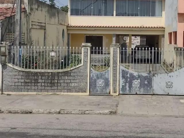 Casa / Sobrado para Venda em Campos dos Goytacazes/RJ Parque Santo Antônio 4 Quartos