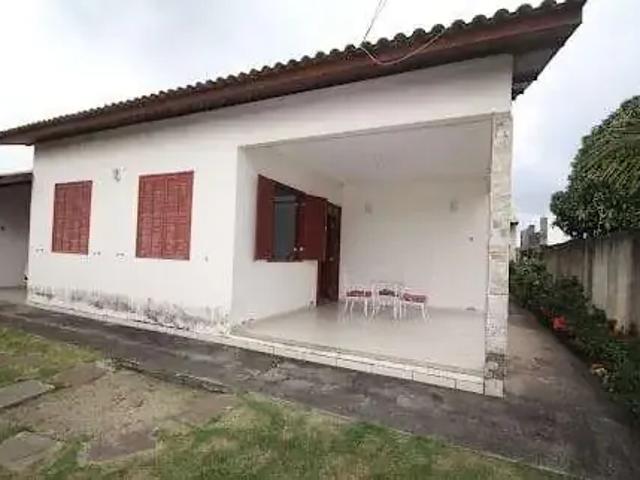 Casa / Sobrado para Venda em Campos dos Goytacazes/RJ Parque Santo Antônio 3 Quartos
