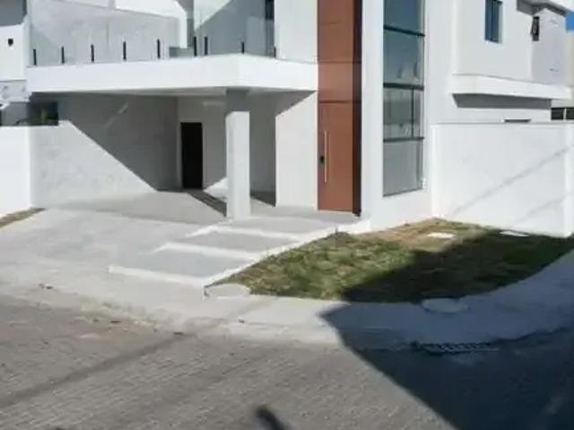 Casa / Sobrado para Venda em Campos dos Goytacazes/RJ Parque Tarcisio Miranda 3 Quartos