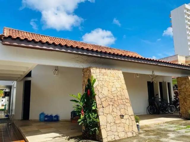 Casa / Sobrado para Venda em Campos dos Goytacazes/RJ Parque Turf Club 1 Quartos