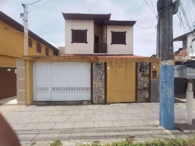 Casa / Sobrado para Venda em Campos dos Goytacazes/RJ Parque Turf Club 3 Quartos