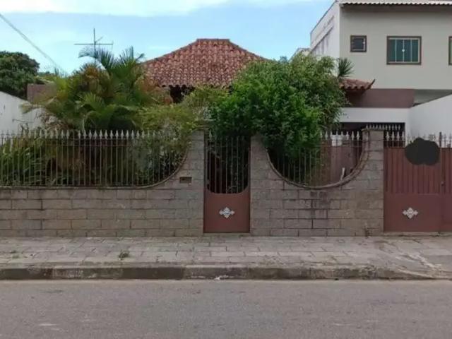 Casa / Sobrado para Venda em Campos dos Goytacazes/RJ Parque Turf Club 3 Quartos