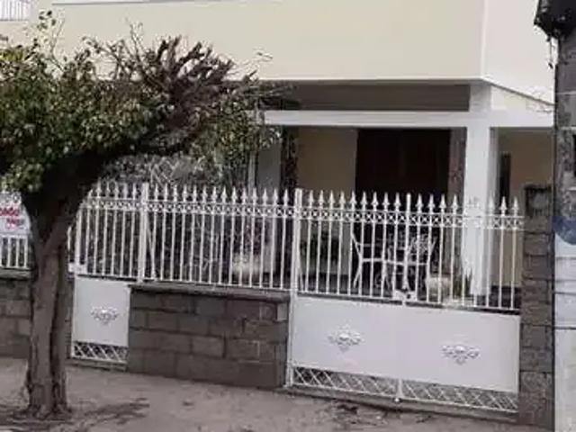 Casa / Sobrado para Venda em Campos dos Goytacazes/RJ Parque Turf Club 5 Quartos