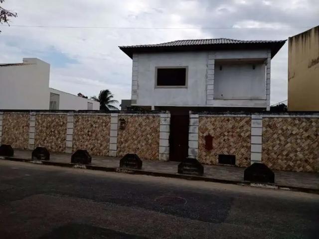 Casa / Sobrado para Venda em Campos dos Goytacazes/RJ Parque Turf Club 6 Quartos