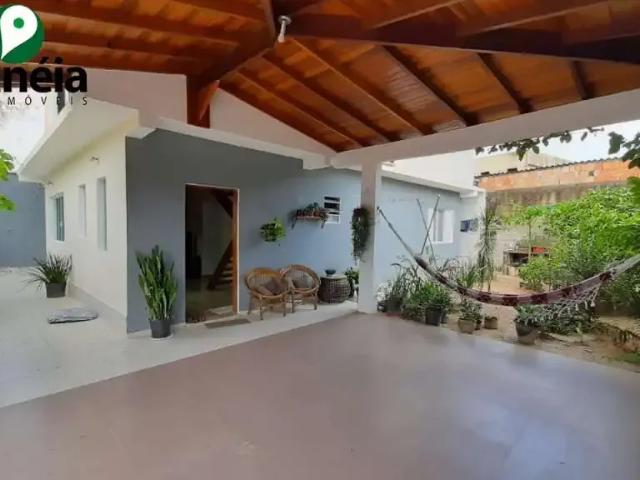 Casa / Sobrado para Venda em Cananéia/SP Acaraú 3 Quartos