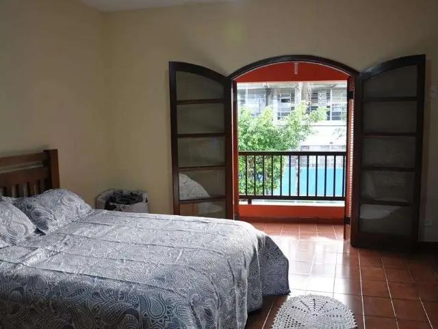 Casa / Sobrado para Venda em Cananéia/SP Centro 2 Quartos