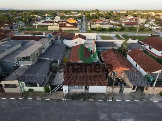Casa / Sobrado para Venda em Cananéia/SP Rocio 4 Quartos