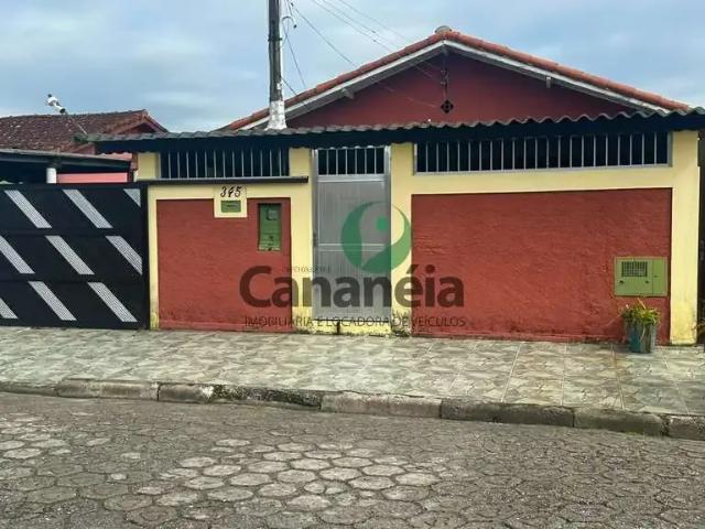 Casa / Sobrado para Venda em Cananéia/SP Rocio 4 Quartos