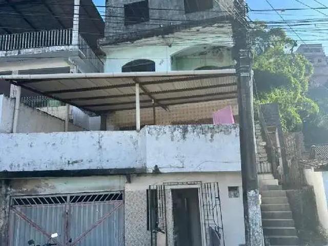 Casa / Sobrado para Venda em Candeias/BA Santo Antônio 3 Quartos
