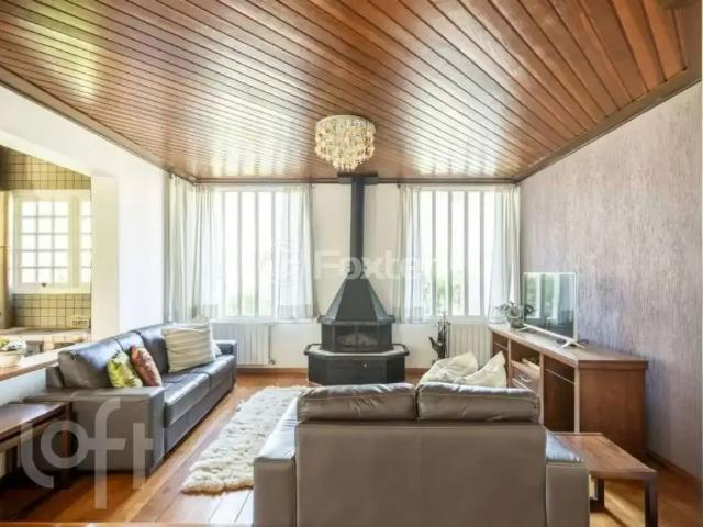 Casa / Sobrado para Venda em Canela/RS Vila Luiza 4 Quartos