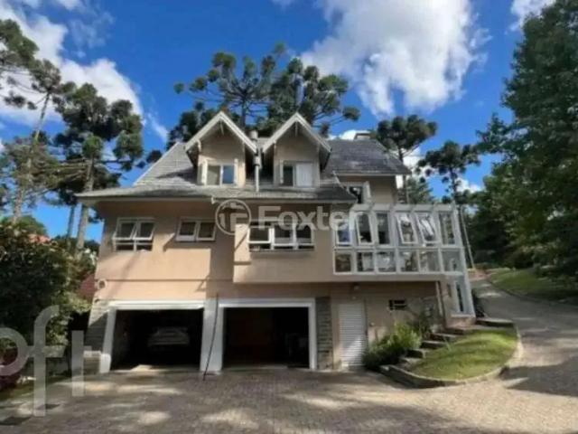 Casa / Sobrado para Venda em Canela/RS Vila Luiza 5 Quartos