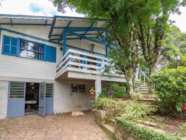 Casa / Sobrado para Venda em Canela/RS Centro 2 Quartos