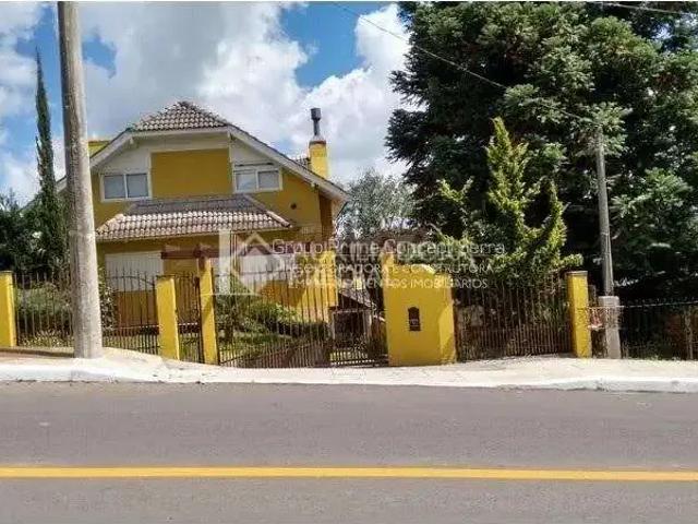 Casa / Sobrado para Venda em Canela/RS Centro 4 Quartos