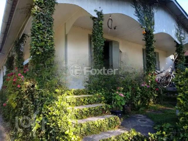 Casa / Sobrado para Venda em Canela/RS Centro 5 Quartos