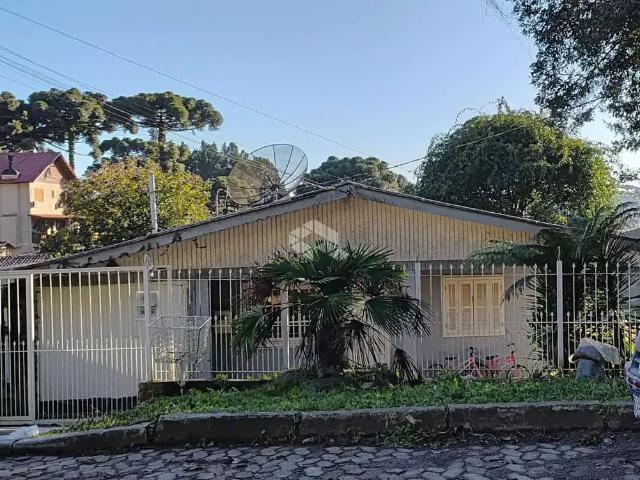Casa / Sobrado para Venda em Canela/RS Maggi 4 Quartos