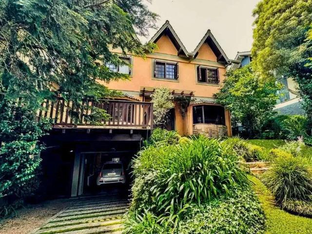 Casa / Sobrado para Venda em Canela/RS Quinta da Serra 3 Quartos