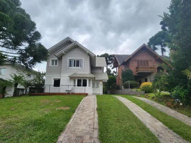 Casa / Sobrado para Venda em Canela/RS Quinta da Serra 4 Quartos