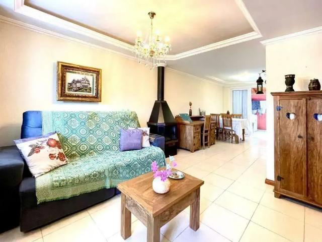 Casa / Sobrado para Venda em Canela/RS Suzana 3 Quartos