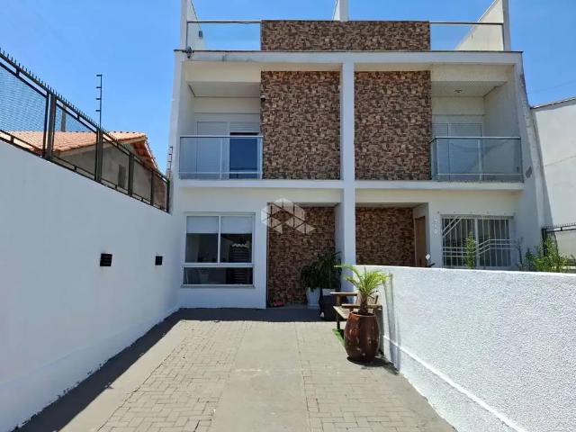 Casa / Sobrado para Venda em Canoas/RS Brigadeira 2 Quartos