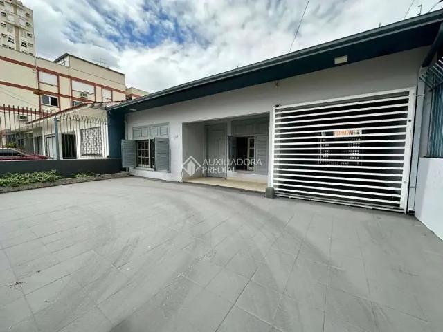 Casa / Sobrado para Venda em Canoas/RS Centro 3 Quartos