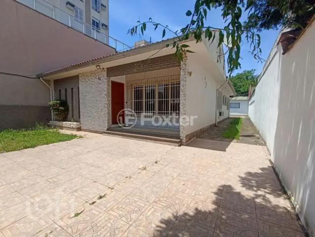 Casa / Sobrado para Venda em Canoas/RS Centro 3 Quartos