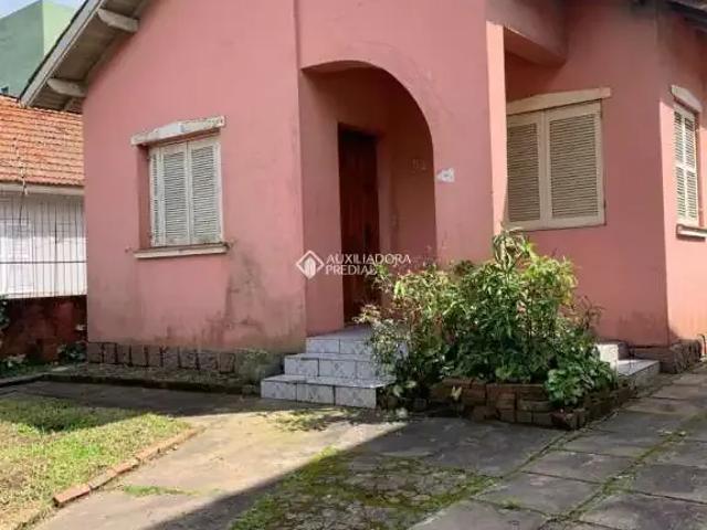 Casa / Sobrado para Venda em Canoas/RS Centro 3 Quartos