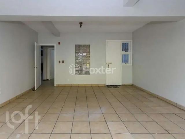 Casa / Sobrado para Venda em Canoas/RS Centro 3 Quartos