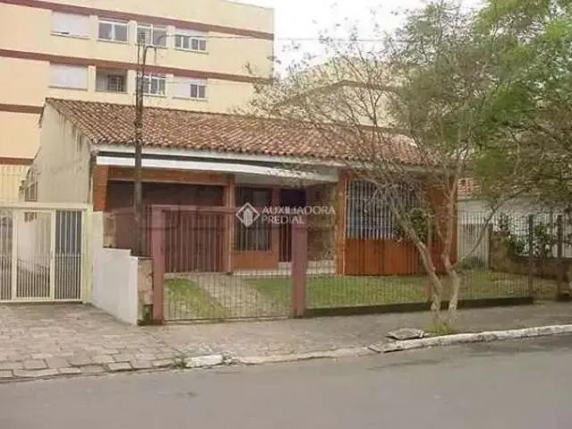 Casa / Sobrado para Venda em Canoas/RS Centro 1 Quartos