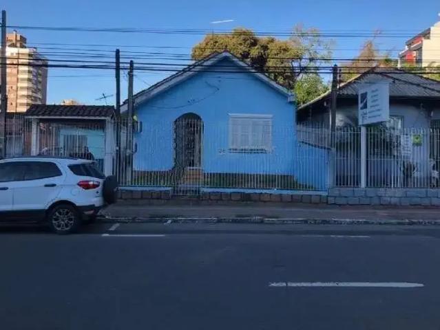 Casa / Sobrado para Venda em Canoas/RS Centro 4 Quartos
