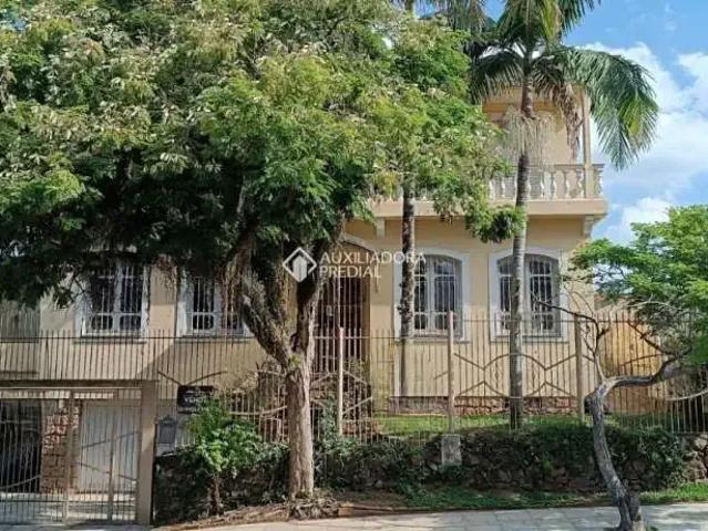 Casa / Sobrado para Venda em Canoas/RS Centro 5 Quartos