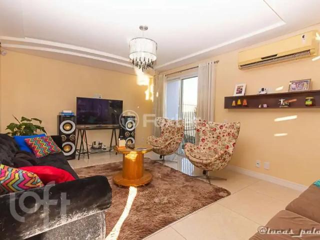 Casa / Sobrado para Venda em Canoas/RS Estância Velha 4 Quartos