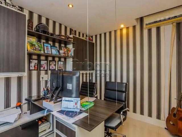 Casa / Sobrado para Venda em Canoas/RS Estância Velha 4 Quartos