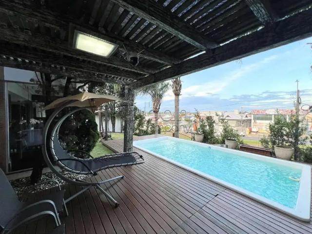 Casa / Sobrado para Venda em Canoas/RS Estância Velha 4 Quartos