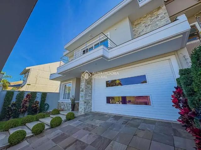 Casa / Sobrado para Venda em Canoas/RS Estância Velha 4 Quartos