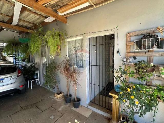 Casa / Sobrado para Venda em Canoas/RS Estância Velha 4 Quartos