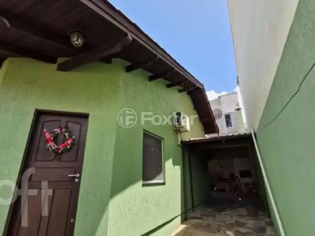 Casa / Sobrado para Venda em Canoas/RS Estância Velha 4 Quartos