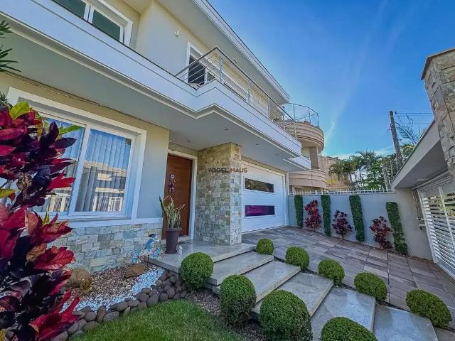 Casa / Sobrado para Venda em Canoas/RS Estância Velha 4 Quartos