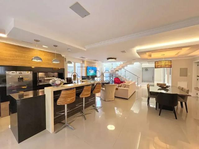 Casa / Sobrado para Venda em Canoas/RS Estância Velha 4 Quartos