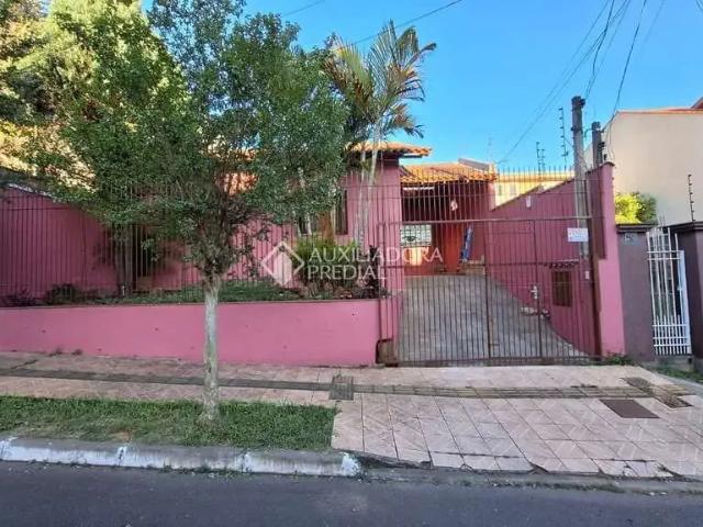 Casa / Sobrado para Venda em Canoas/RS Estância Velha 3 Quartos