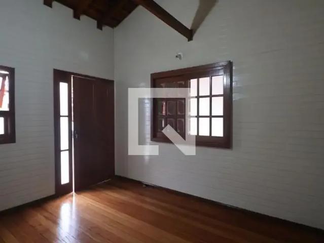 Casa / Sobrado para Venda em Canoas/RS Estância Velha 3 Quartos