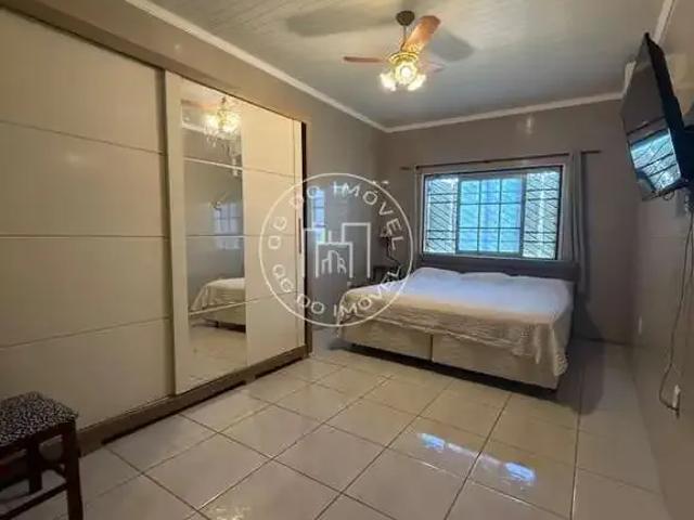 Casa / Sobrado para Venda em Canoas/RS Estância Velha 3 Quartos