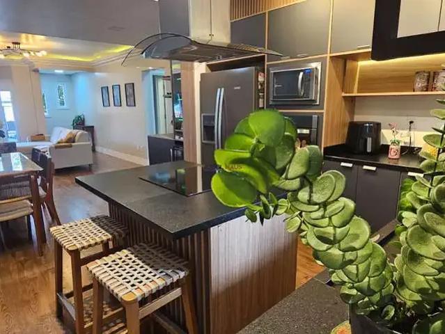 Casa / Sobrado para Venda em Canoas/RS Estância Velha 3 Quartos