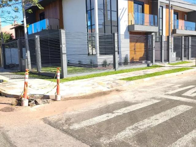 Casa / Sobrado para Venda em Canoas/RS Estância Velha 3 Quartos
