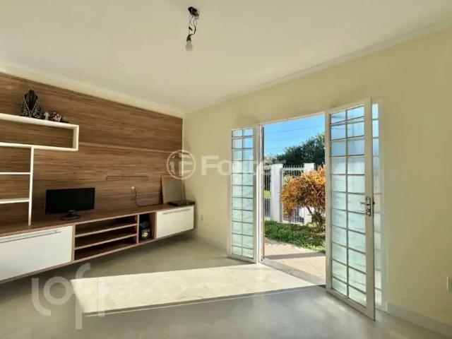 Casa / Sobrado para Venda em Canoas/RS Estância Velha 3 Quartos