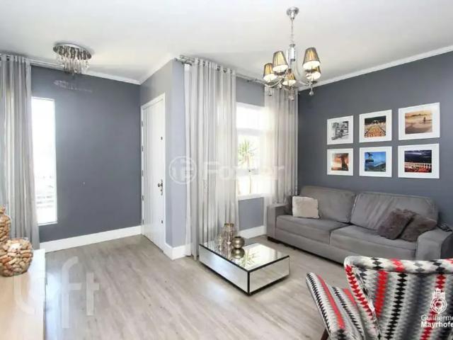 Casa / Sobrado para Venda em Canoas/RS Estância Velha 3 Quartos