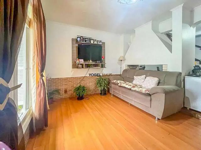 Casa / Sobrado para Venda em Canoas/RS Estância Velha 3 Quartos