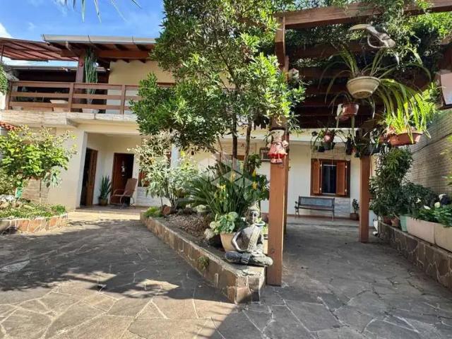 Casa / Sobrado para Venda em Canoas/RS Estância Velha 3 Quartos